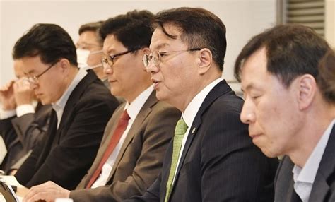 정부 저출산 대응 위한 세제 지원은 지속불필요한 감면제도는 폐지