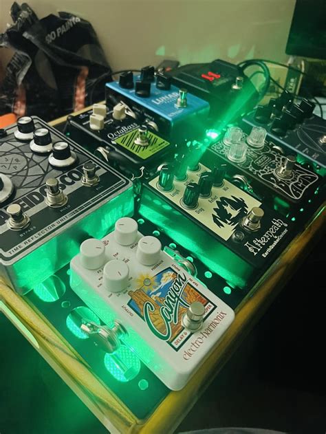 New Pedalboard From Hands Custom I Ll Have To Fix It Up A Bit Better
