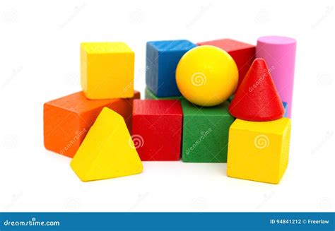 Blocchetti Di Legno Differenti Del Giocattolo Di Forma E Di Colore Su