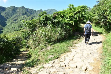 新北市瑞芳｜南子吝步道。終點站的360度無敵美的山海景，很值得走一回 輕旅行