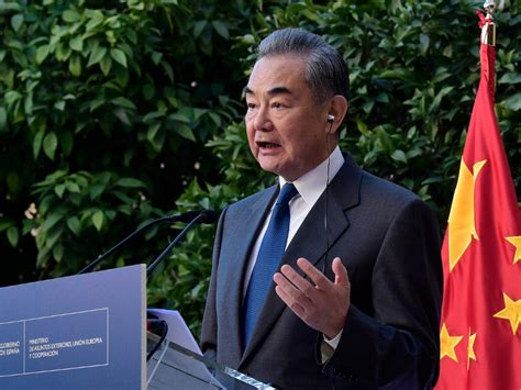 王毅指歐洲對華的理性認知正在增多 歐方對加強中歐交往態度積極 新浪香港