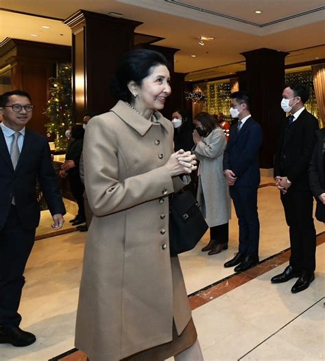 แมวเกเร On Twitter โกอินเตอร์ ประยุทธ์ พาเมียเดินทางถึงกรุงบรัสเซลส์ ประเทศเบลเยี่ยม เตรียม