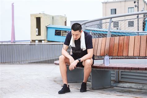 운동 남성 휴식 사진 무료 다운로드 Lovepik