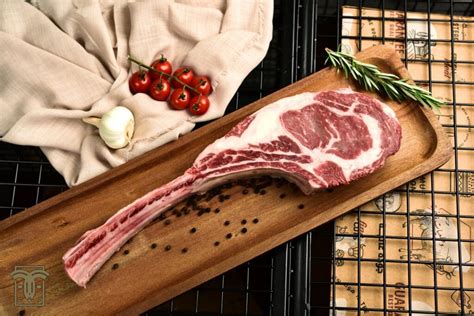 Angus Tomahawk 1pc900gm The Hook Kw