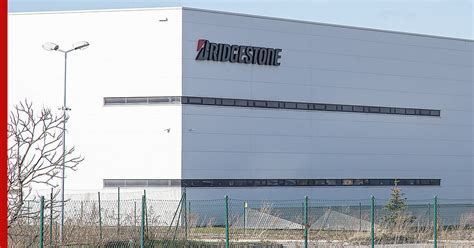 Крупный производитель шин Bridgestone приостанавливает работу своего ...