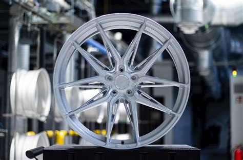 JR44 - WHEEL GALLERY