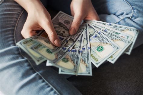 11 Great Ways To Easily Invest 10000 Like A Champ