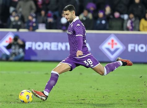 Prodezza Di Mandragora Dalla Distanza Fiorentina Avanti 1 0 Sull