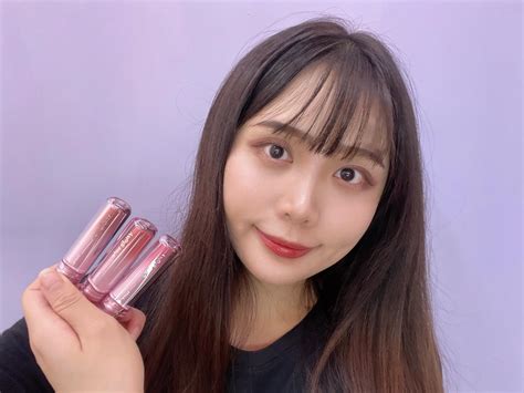 女生化妝都有的小困擾 時不時就需要補口紅 直到最近遇到＃etude 持久閃耀晶透唇釉 完全就是我の蜜糖 我の寶藏唇釉 最重要的是 它真的持久