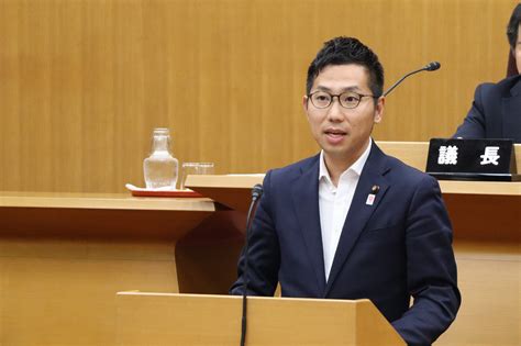 働く共働き世帯が求めることは？ （6月定例月議会一般質問） 大浜ようすけ 大阪維新の会 枚方市議会議員