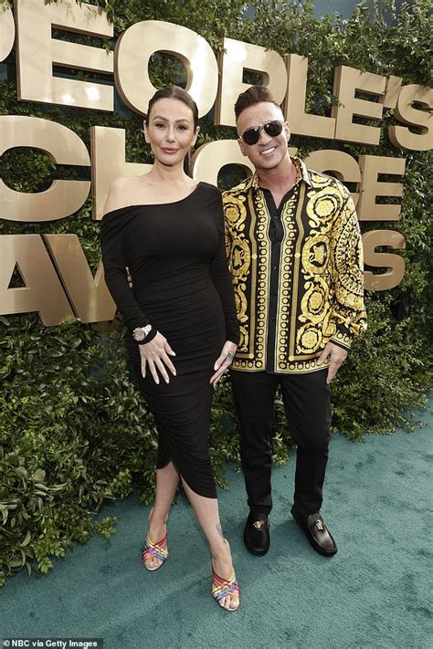 Peoples Choice Awards 2024 Jersey Shores Jenni Jwoww Farley Is