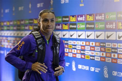 Marta é Poupada Por Desgaste E Não Enfrenta O Chile No Amistoso De