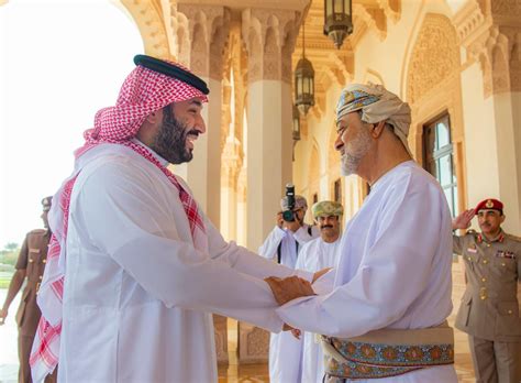 سلطان عُمان يستقبل ولي العهد السعودي