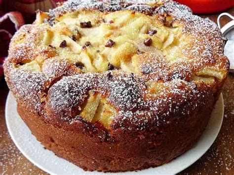 GÂTEAU AUX POIRES ET PÉPITES DE CHOCOLAT Recette Facile Recette
