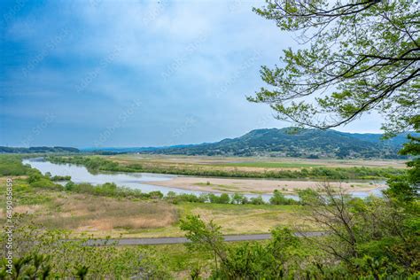 芭蕉句碑平泉高舘義経堂夏草や 兵共が 夢の跡 Stock Foto Adobe Stock