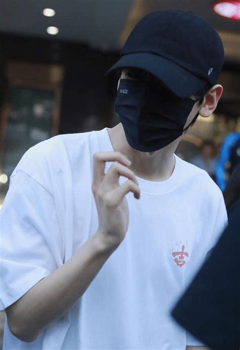 《天官赐福》开拍在即，翟潇闻搭档张凌赫，会是下一个夏日限定？作品