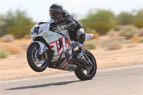 Daytona Anderson Wins Five CVMA Races At Chuckwalla Valley Raceway Roadracing World Magazine