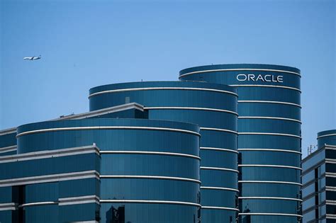 oracle hits record after seeing ‘dramatically higher sales