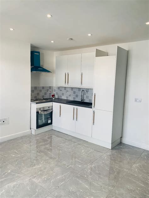 Bredbury Stockport 1 Bed Flat Stockport Road West Sk6 To Rent
