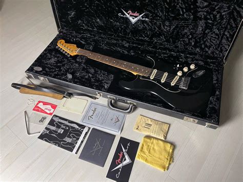 Fender Customshop Deluxe Stratocaster Hobbies And Toys Music And Media