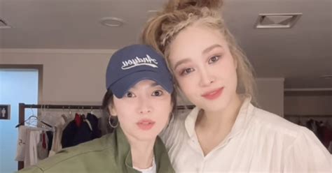 옥주현 절친 미모에 감탄 “송혜교 비현실적인 미모 근데 여장부” ★shot