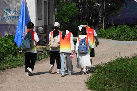 “芙蓉学子”下乡调研 了解板桥文化湖南民生网