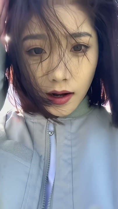 바람에 휘날리는 누나 Youtube