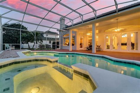 Luxurious Mansion With Indoor Swimming Pool In Windermere Fl 34786