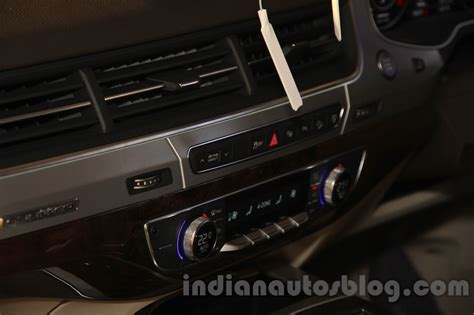 2016 Audi Q7 Center Console Launched In India