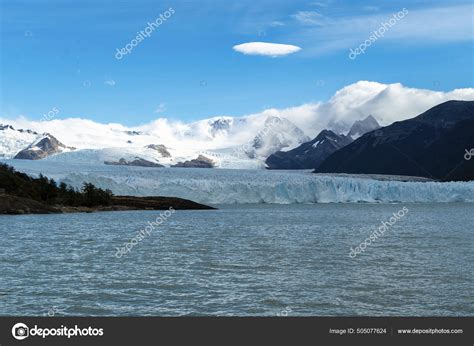 Perito Moreno Glacier Santa Cruz Argentina Beautiful Day Some Clouds