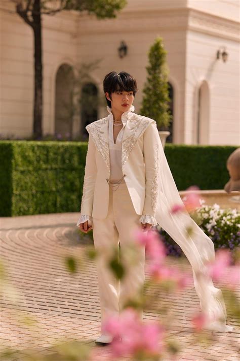 ขึ้นใจ Unforgettable นุนิว ชวรินทร์ เพลงคนที่ลืมความหลังไม่ได้ ต้องฟัง