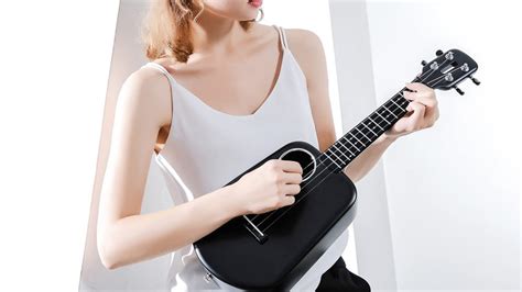 Learn the ukulele with the smart Populele 2, now $140 | Mashable