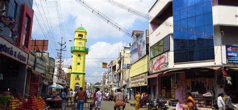 Srinivasa Higher Secondary School Melaiyur இந்தியாவில் உள்ள பிரபல
