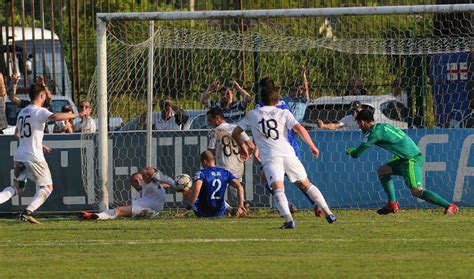 ეროვნული ლიგა Ix ტური სამტრედია 1 2 დინამო თბ ლიდერის წვლილი [video] Lelo Ge