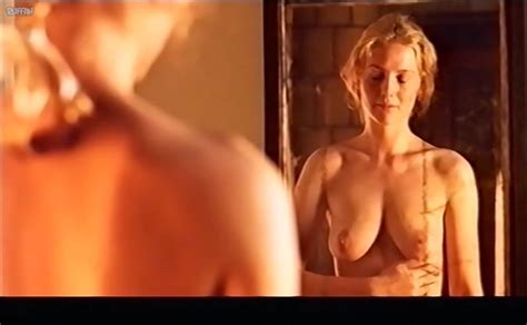 Johanna Sallstrom Breasts Scene In Magnetisorens Femte Vinter Aznude