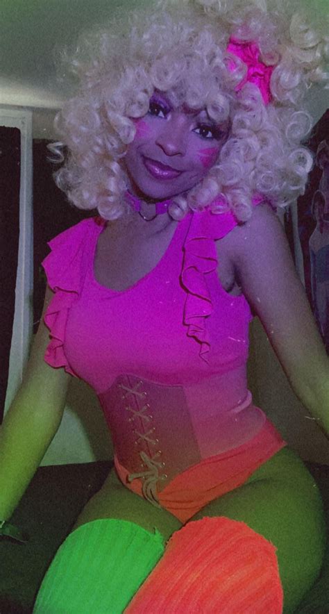 My Glamrock Chica Cosplay Rfivenightsatfreddys