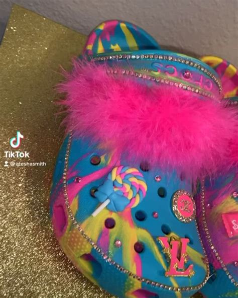 100 Cute Crocs Ideas Crocs Fashion Bedazzled Shoes Diy Diy Shoes