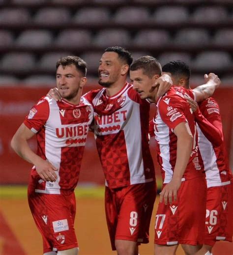 Fc U Craiova Dinamo Meciul U Craiova FC Dinamo se joacă deseară pe