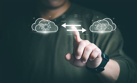 입력 명령을 사용하기 위해 가상 화면을 터치하는 사람 Ai 디지털 트랜스포메이션 관리 개념 사물 인터넷 빅 데이터 자동화 운영 다양한 스토리지 데이터 검색 Brand