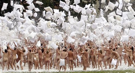 Hastings Residents Go Naked For US Photographer Spencer Tunick IBTimes UK