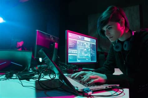 How Does A White Hat Hacker Become A Cloud Security Leader Techzine