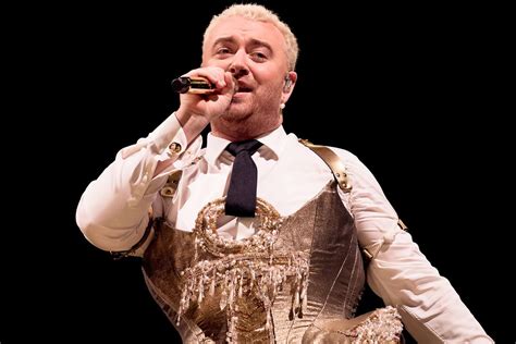 Sam Smith Apologizes To Fans After Abruptly Ending Manchester Concert