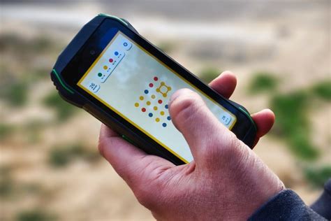 Theres Something Special About This Tiny Android Phone Digital Trends