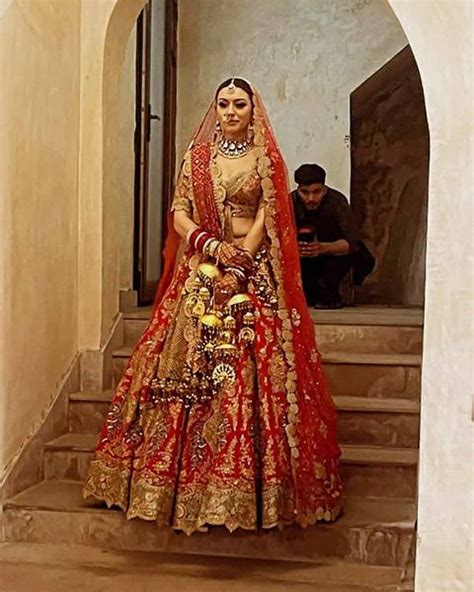 Hansika Motwani Wedding हंसिका वेडिंग लुक Hansika Motwani Hansika