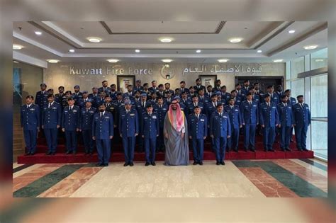 الخالد للضباط المرقين المسؤولية الملقاة على عاتقكم ثقيلة جريدة