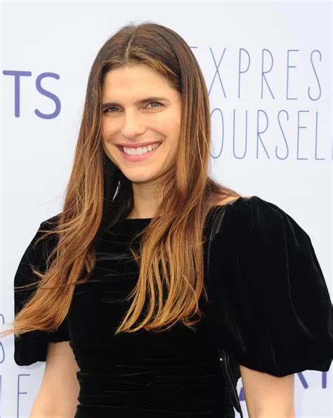 50 Lake Bell Bikini Pictures Hot And Sexy Woophy