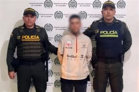 Capturan En Flagrancia A Joven De 19 Años Por Hurto De Celulares En