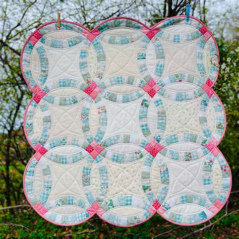 Laser Cut Double Wedding Ring Quilt Templates