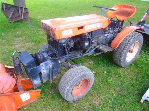 Kubota B6000e Diesel Tractor Farming Equipment Stratford Kijiji