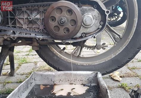 Motor Matic Ganti Oli Gardan Kapan Sih Waktu Yang Tepat Dan Dianjurkan Mekanik Motorplus